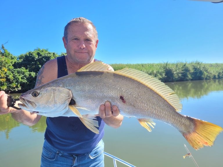 Deep water jigging secrets - Bush 'n Beach Fishing Magazine